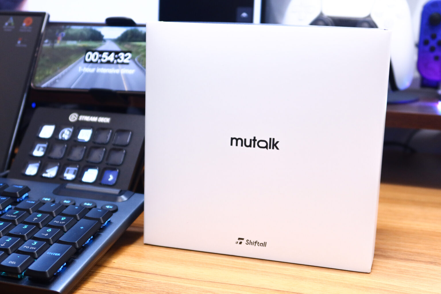 深夜でも大声で騒げる！？VRChatでも使える防音マイク『Mutalk』をレビュー！ | こはろぐ