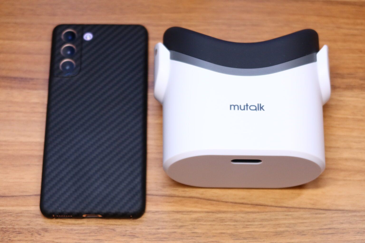 深夜でも大声で騒げる！？VRChatでも使える防音マイク『Mutalk』をレビュー！ | こはろぐ